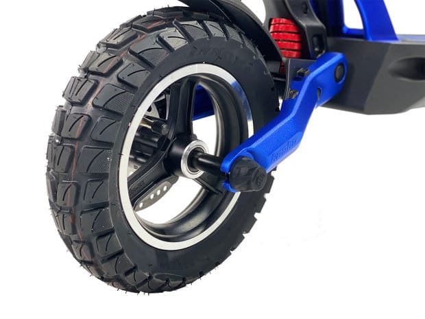 IO Hawk Test - Legend, Legacy & Collide Erfahrungen & Bewertung